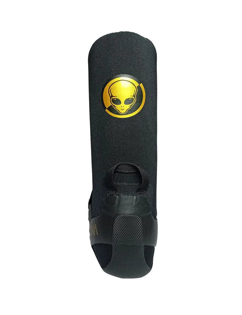 Lunasurf World Class Wetsuits & Surf Essentials At Affordable Prices